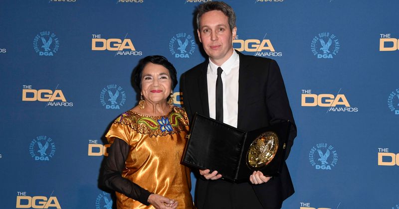 'Three Identical Strangers': True story of the triplets separated at ...