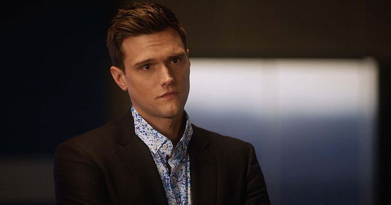 'The Flash' Season 6: Ralph Dibny's encounter with his mother will ...