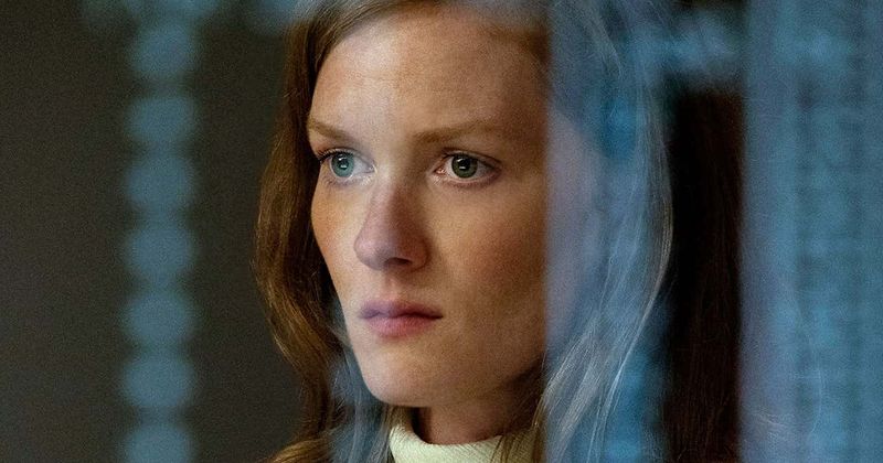 For All Mankind's Margo Madison is the 1st woman in Flight Controller ...