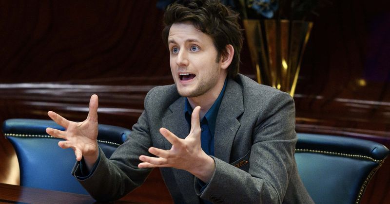 ‘Avenue 5’: Zach Woods’ Matt Spencer and Josh Gad’s Herman Judd put spa ...