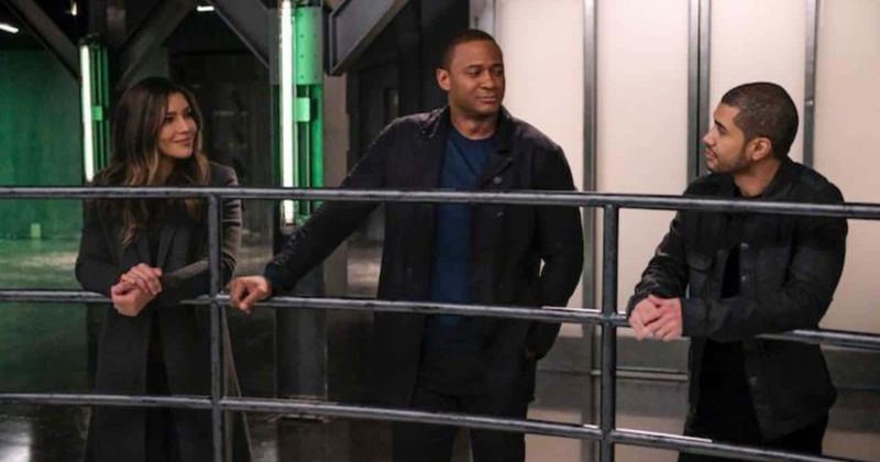 'Arrow' Finale: Fans thank cast and crew of the show for gifting them ...