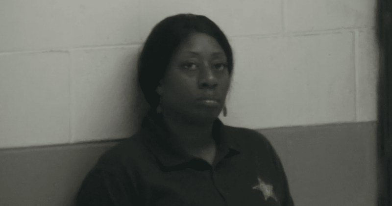 '60 Days In': Texas cop Ashley loses it after corrections officer ...
