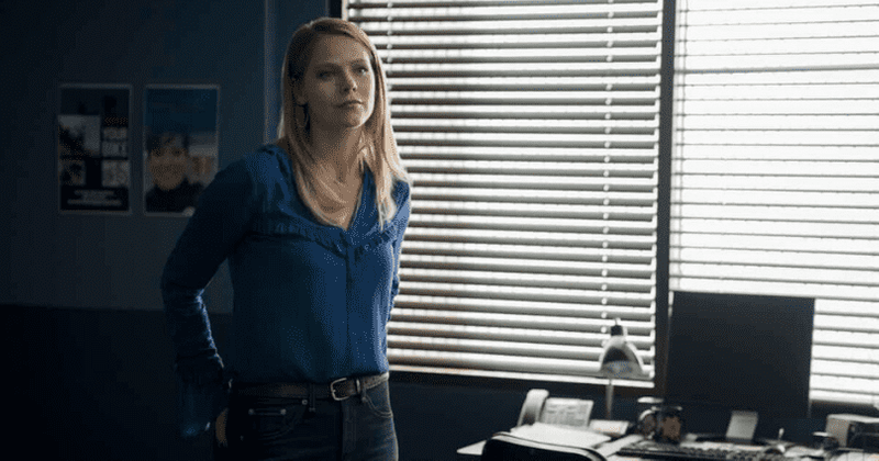 Lily Cowles of 'Roswell, New Mexico' says Isobel will find some 'light ...