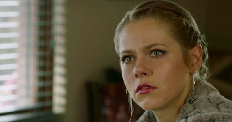 Roswell, New Mexico's Lily Cowles says Isobel's desperate measures to ...