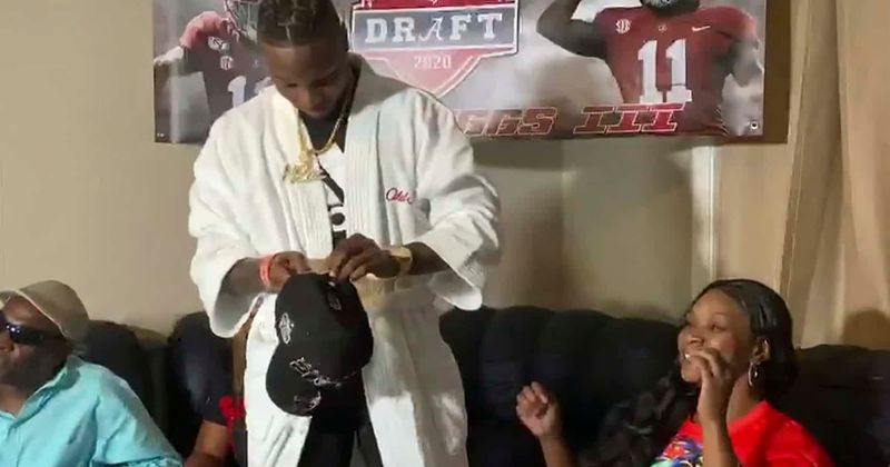 NFL Draft 2020: Henry Ruggs III rocks a bathrobe while being drafted by ...