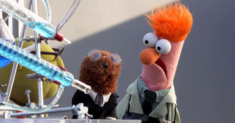 'Muppets Now' Episode 5 Preview: The pressure's on Beaker as Dr Honeydew starts a new hydraulic ...