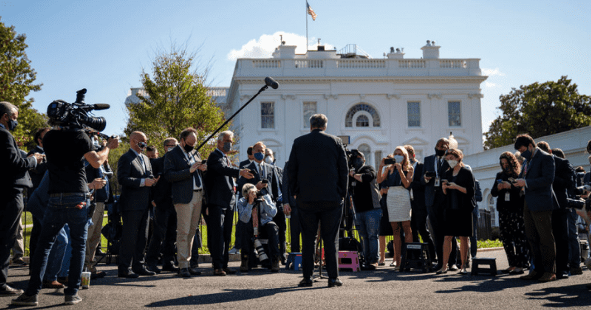 White House reporters livid with 'reckless' officials for risking their ...