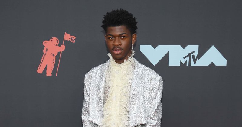 Lil Nas X 'Holiday': Rapper teases new single with sci-fi-inspired ...