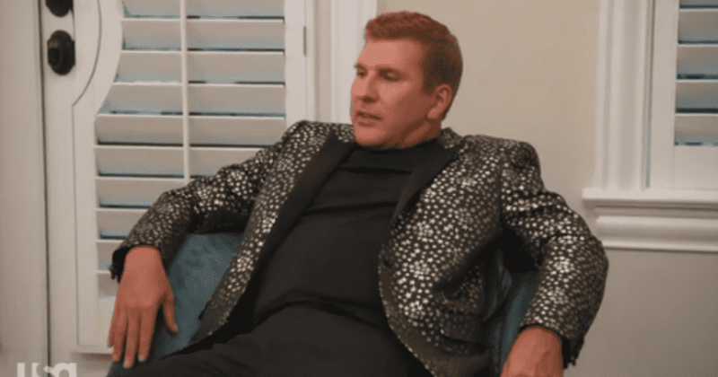 'Chrisley Knows Best': Todd feels stood up as his kids offer him 'peace ...