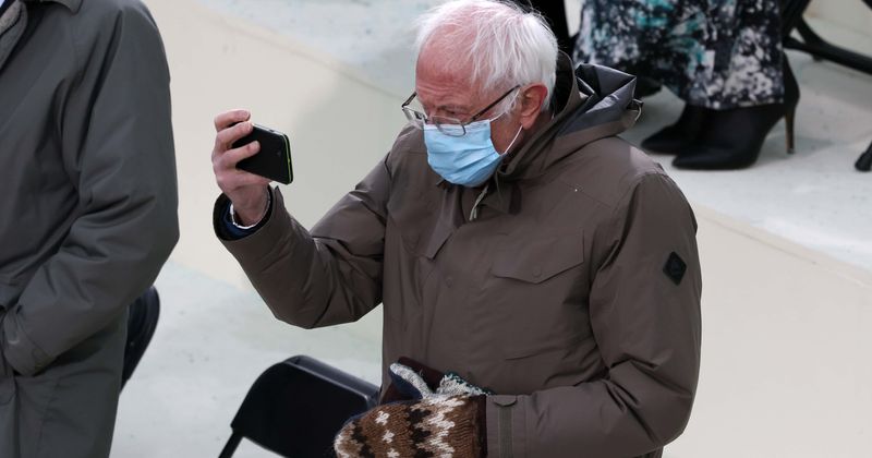 Bernie Sanders' Inauguration Day casual outfit makes him instant style ...