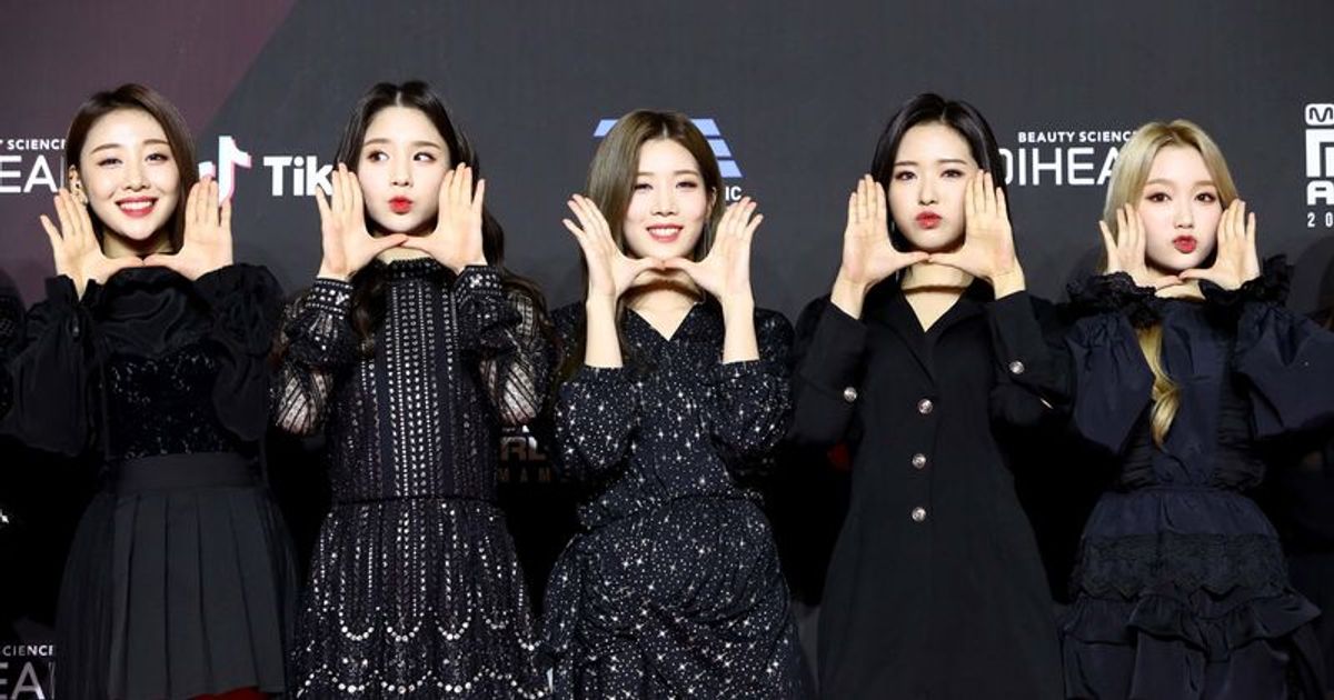 When is LOONA coming back? K-pop group teases mini album, fans say ...