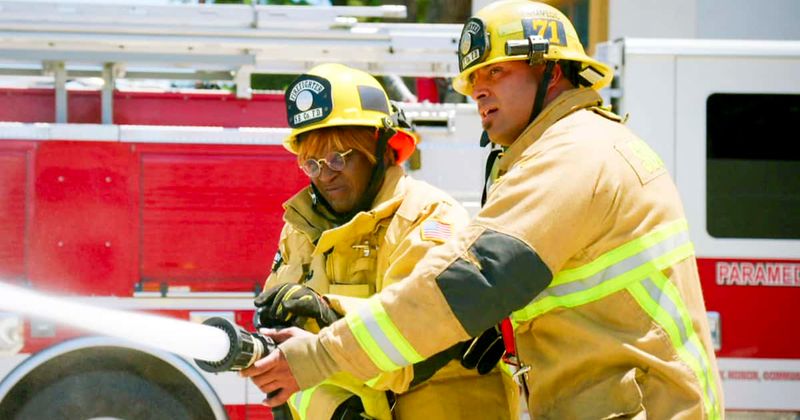 Who is Acquanetta Warren? Mayor of Fontana goes incognito on ...