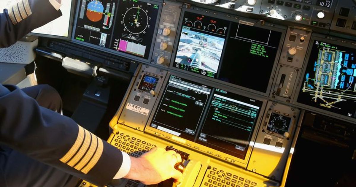 ITA pilot fired after DOZING OFF during NY-Rome flight and triggering ...