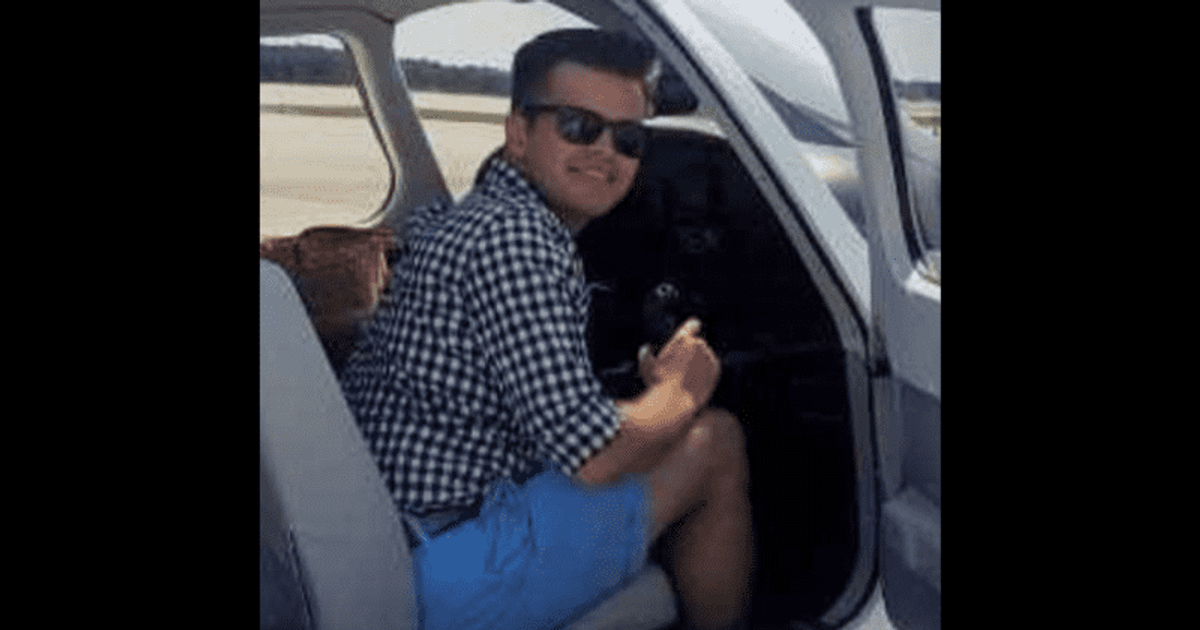 Charles Hew Crooks: Co-pilot who jumped from plane 'got up, apologized ...