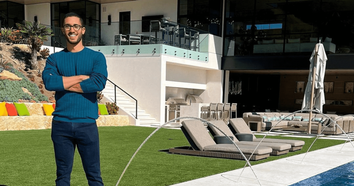 'Selling The OC': What is Sean Palmieri's net worth? Realtor has a ...