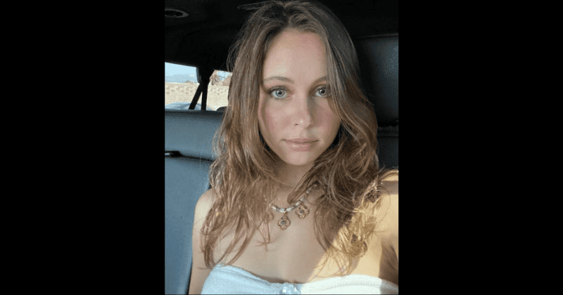 Influencer Stella Barey, 23, recalls how she SLEPT with her dad's best ...