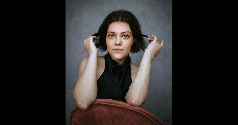 'Chronicles of Narnia' star Georgie Henley reveals scars from bacterial ...