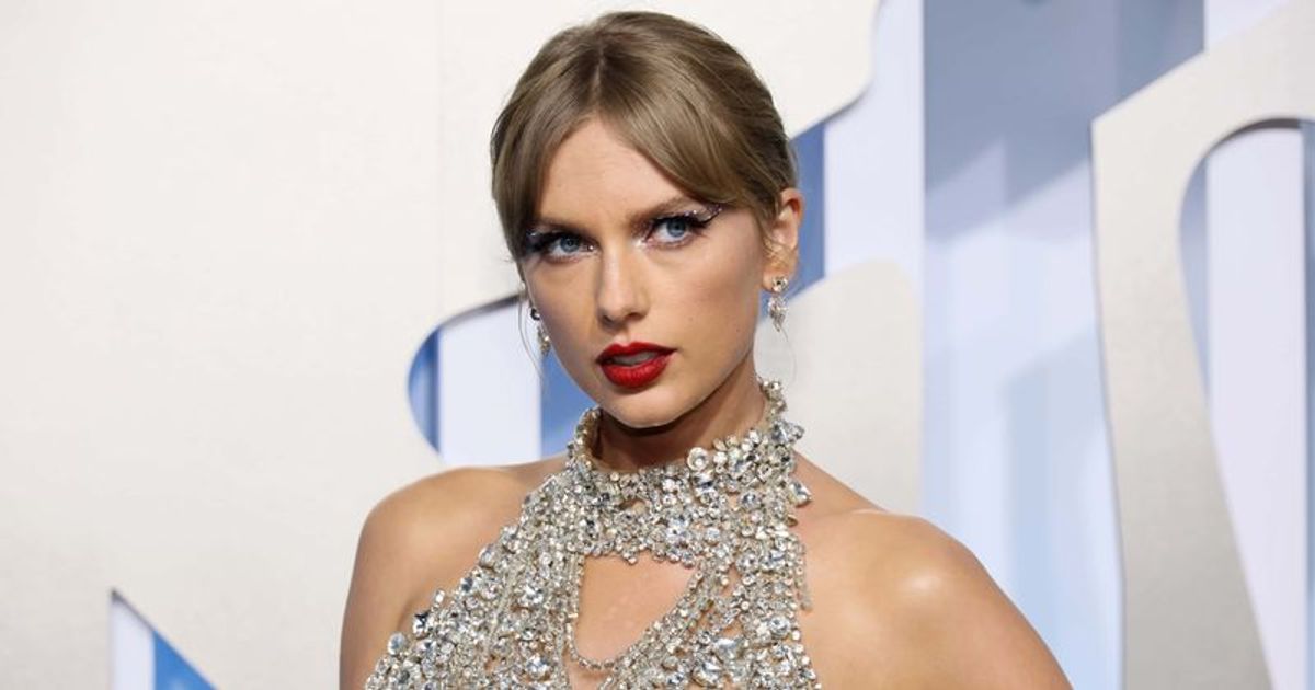 PERFECT 10: Taylor Swift makes history as first artist to claim entire Top 10 on Billboard Hot ...