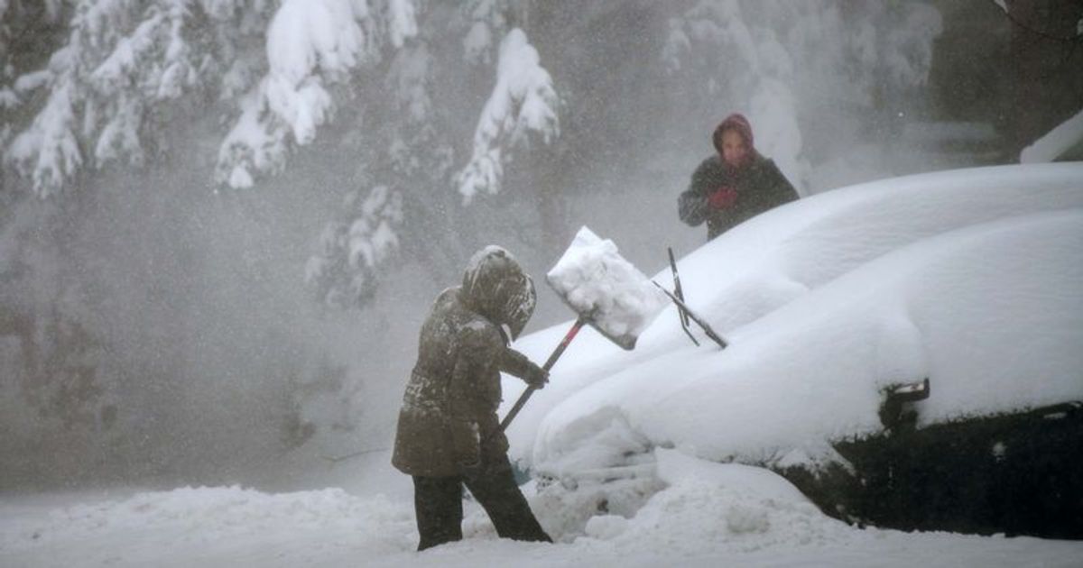 What is lake-effect snowstorm? Buffalo declares state of emergency as ...