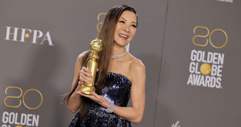 Golden Globes 2023: Michelle Yeoh wins Best Actress (Comedy) for 'Everything Everywhere All At ...