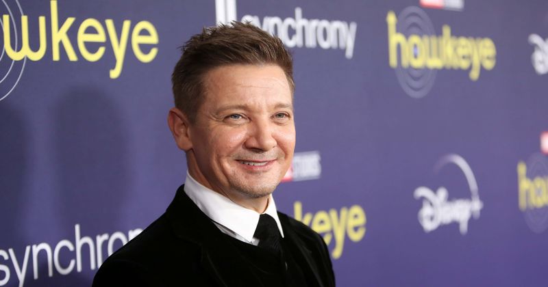 'Mayor of Kingstown': Jeremy Renner wounds removed from Season 2 poster after accident | MEAWW