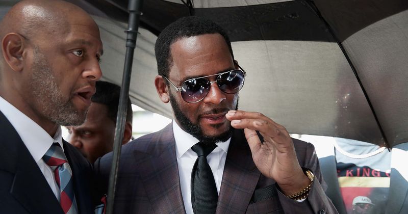 Will R Kelly die in prison? Chicago prosecutors want 25 years AFTER he ...