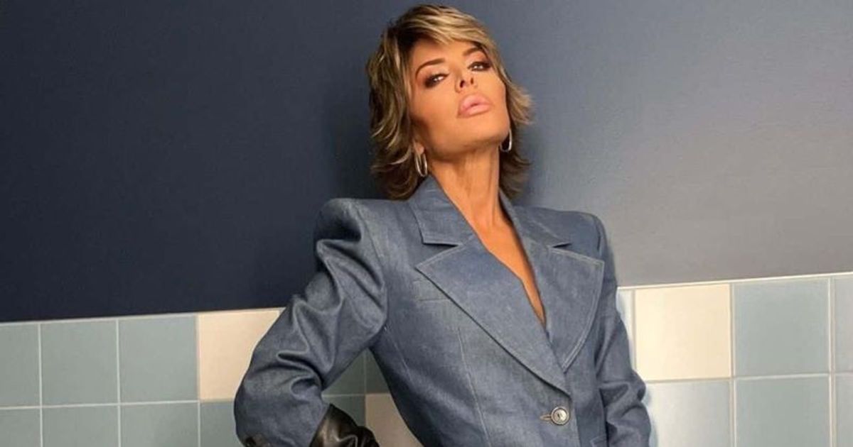 'RHOBH' alum Lisa Rinna trolled for 'horrible' eye makeup ahead of ...