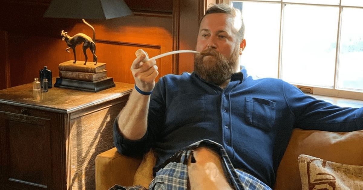 'Praying for you': Is Ben Napier OK? HGTV's 'Home Town' star leaves ...