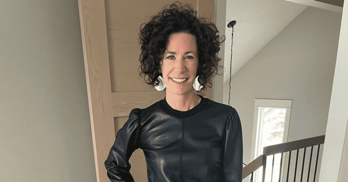 'Renovation 911': Who is Lindsey Uselding? Meet HGTV host who was ...