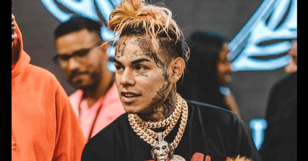 Tekashi 6ix9ine hospitalized as blood dripped down his face after he's ...