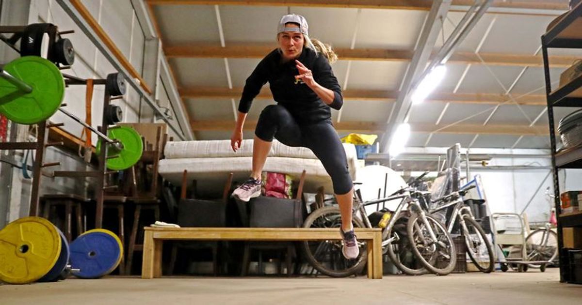 5 TikTok workout challenges that will help you stay fit at home | MEAWW