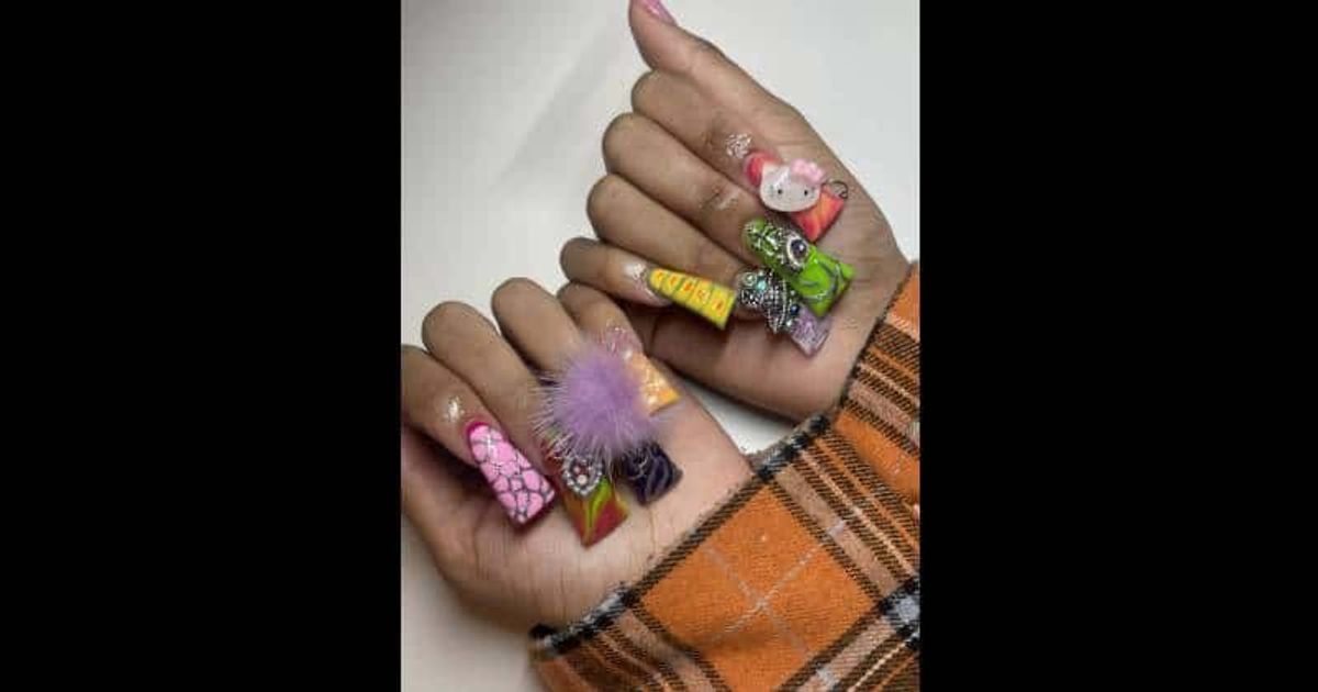 Duck Nail Tips: Here's how to try this viral TikTok trend | MEAWW