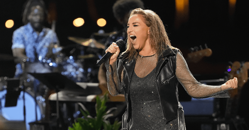 'She oversings everything': 'American Idol' makers accused of 'giving ...