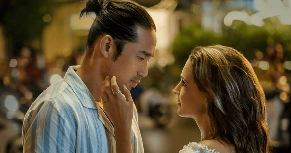 Netflix's 'A Tourist's Guide to Love' Review: A classic rom-com that pulls at the heartstrings ...