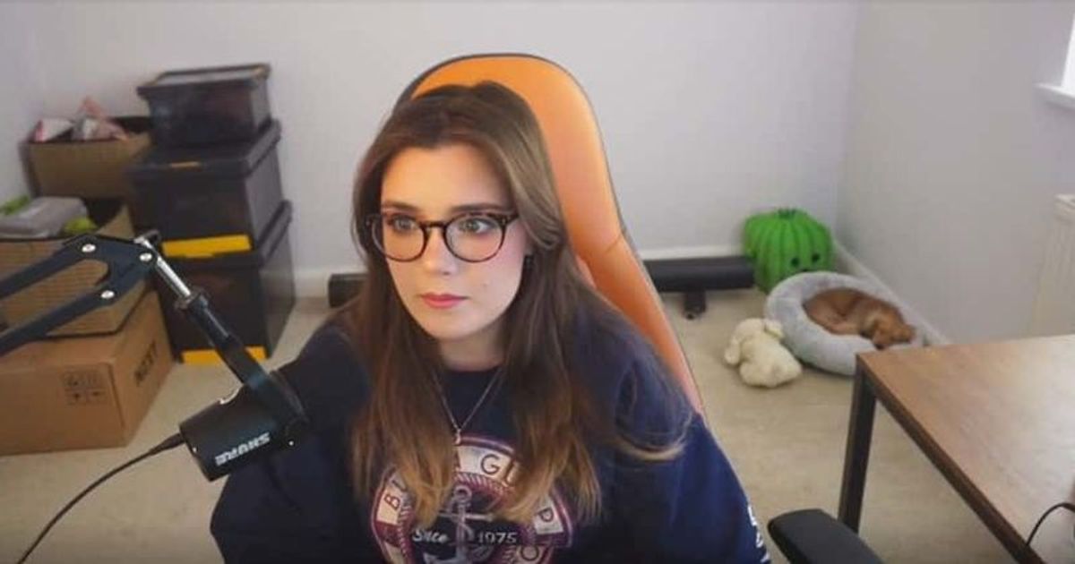Is Poopernoodle a porn star? Bank rejects Twitch streamer after she makes 'occupation' mistake ...