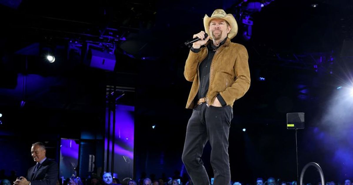 Even cancer can't keep Toby Keith from performing as country star ...