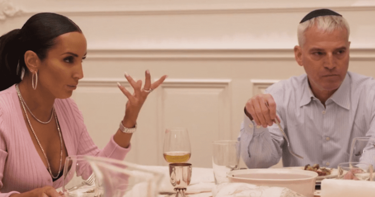 'You were his employee': 'Dancing Queens' fans slam Sabrina Strasser's ...