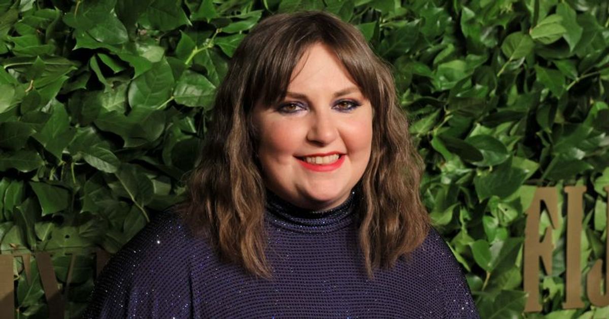 Lena Dunham 'salutes' nurses on her 37th birthday to mark National ...