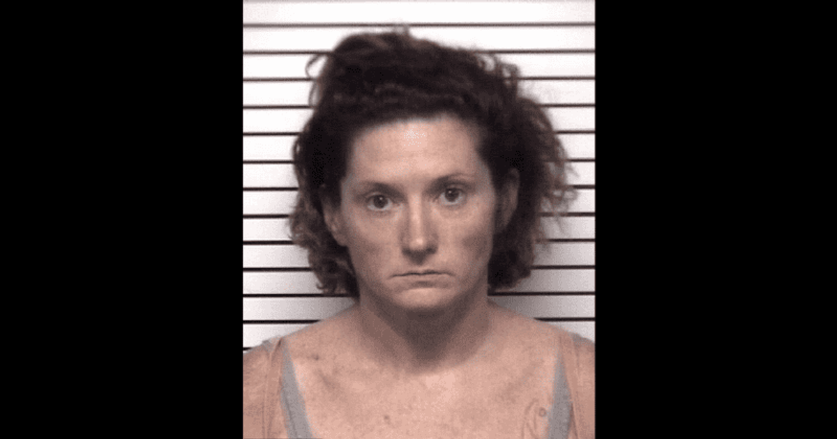 Who is Elizabeth Bailey? Teacher accused of having sex with student breaches bail, teens found ...