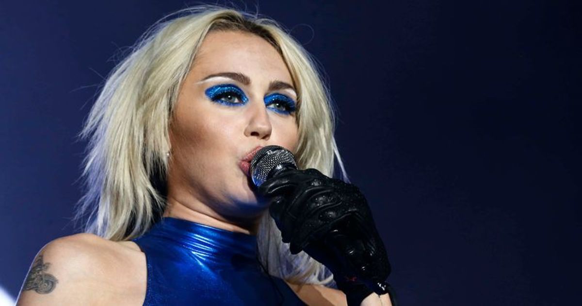 Fans rally around Miley Cyrus after she reveals she doesn't want to ...