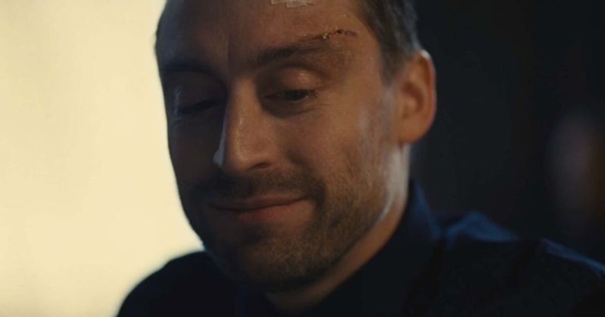 'Free from abuse': 'Succession' fans emotional after Roman's story ends ...