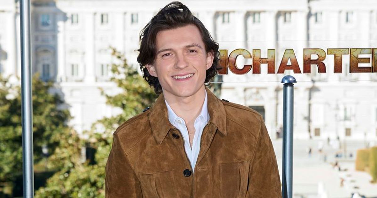 When ‘the Crowded Room’ Star Tom Holland Was 'kicked Out' Of A Bar