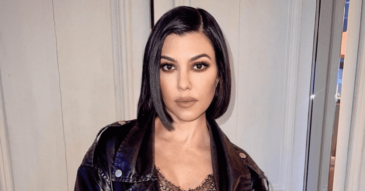 Fans gush over mom-to-be Kourtney Kardashian as she shows off her baby ...