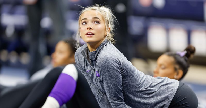 Olivia Dunne's 'amazing' BTS footage of Sports Illustrated Swimsuit ...