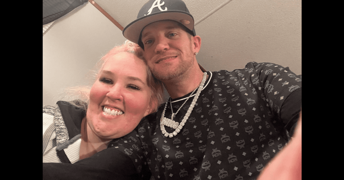 Mama June slammed as she spends beach day with Justin Stroud leaving ...
