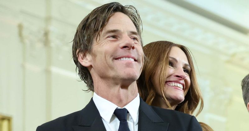 Julia Roberts and Danny Moder celebrate 21st anniversary as star once ...