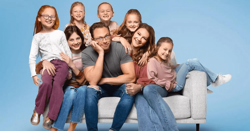 Who stars in 'OutDaughtered' Season 9? Watch the 8-member Busby family ...
