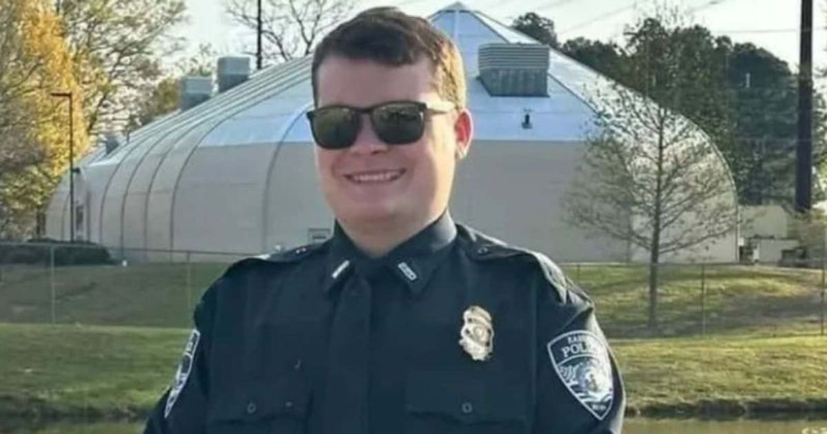 Who was Matthew Hare? Rookie cop fatally struck by Amtrak train while ...