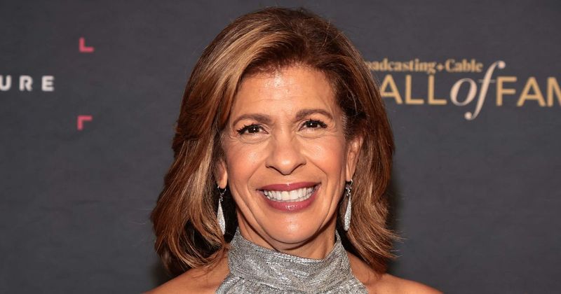‘Today’ host Hoda Kotb bids goodbye to summer with vacay on beach amid ...