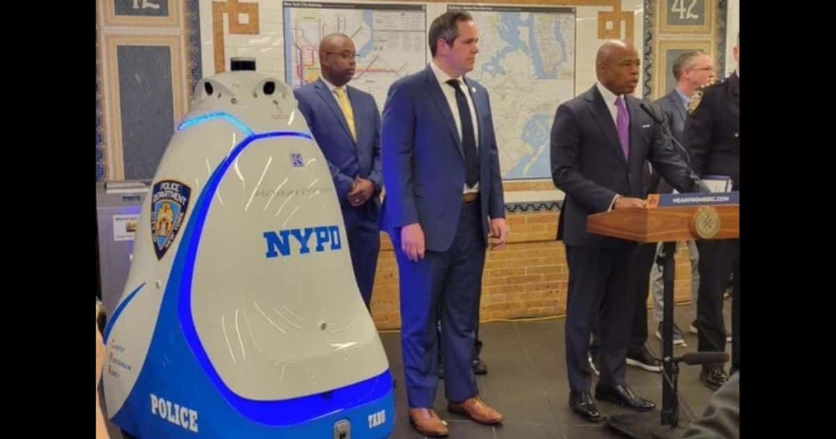 Who owns Knightscope? NYPD rents security robot for '$9 per hour' to patrol Times Square subway ...
